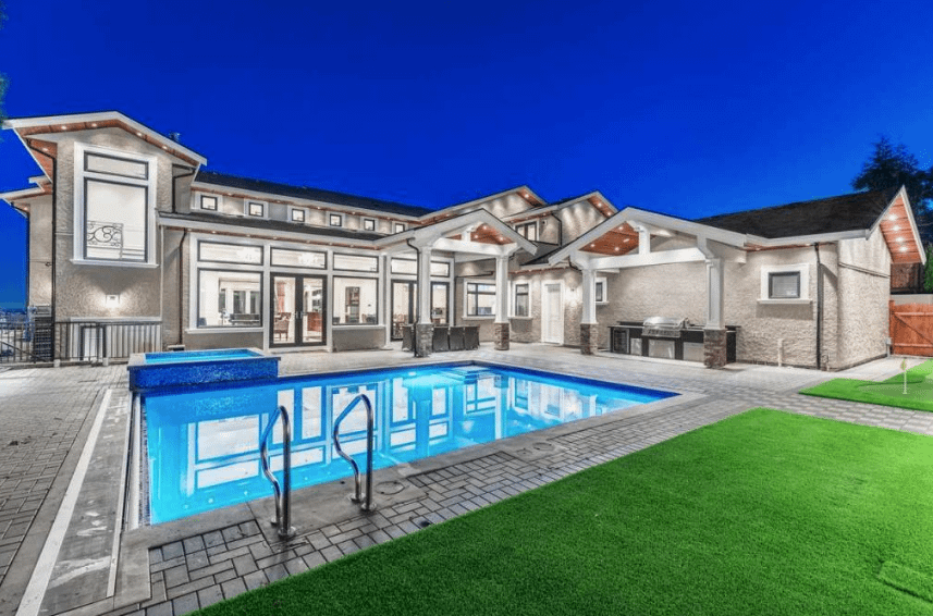 12,000 Square Foot Home In West Vancouver, Canada - Homes of the Rich