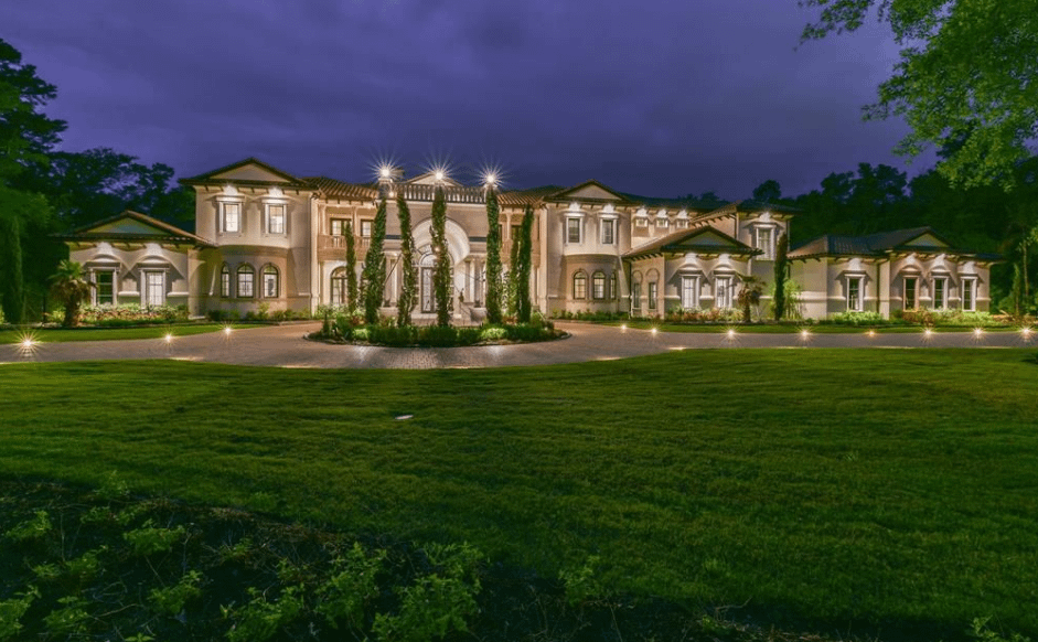 $19 Million, 30,000 Square Foot Mega Mansion In The Woodlands, TX ...