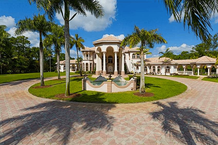 $4.5 Million Gated Estate In Boca Raton, FL - Homes of the Rich