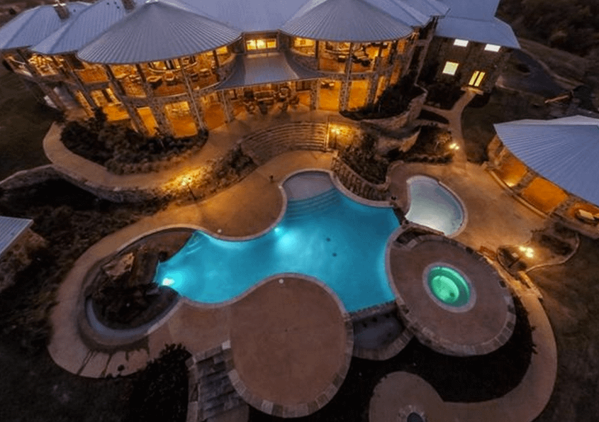 Trio Texas Ranch - A 40 Acre Ranch In Sanger, TX - Homes of the Rich