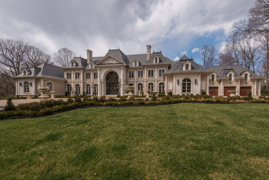 Le Chateau de Lumiere - A $14 Million 24,000 Square Foot Newly Built ...