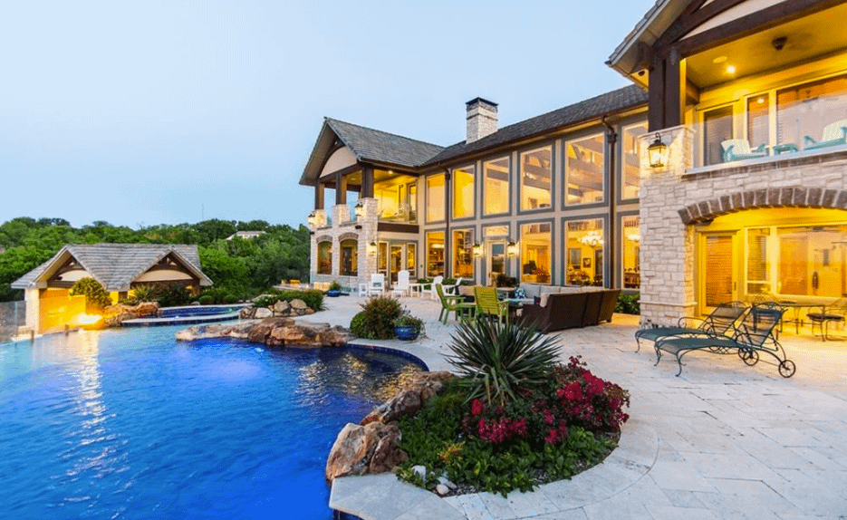Lakefront Texas Home With 2 Pools & Helipad (PHOTOS)