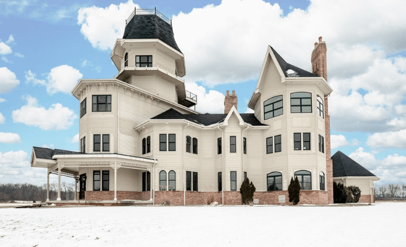 Victorian Style Home On 80 Acres In Indiana (PHOTOS)