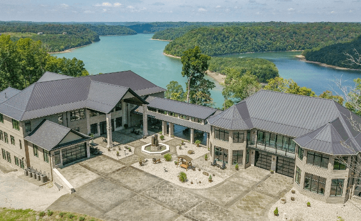 60+ Acre Lakefront Estate In Tennessee (PHOTOS)
