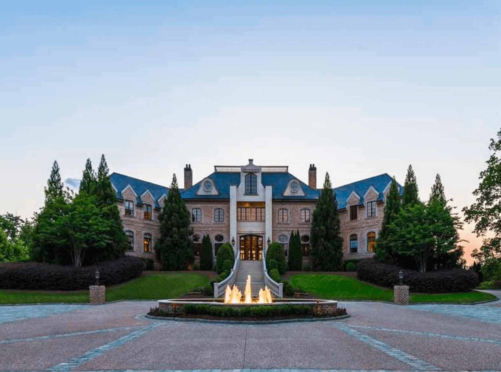 Inside Steve Harvey's Massive Atlanta Home (PHOTOS)