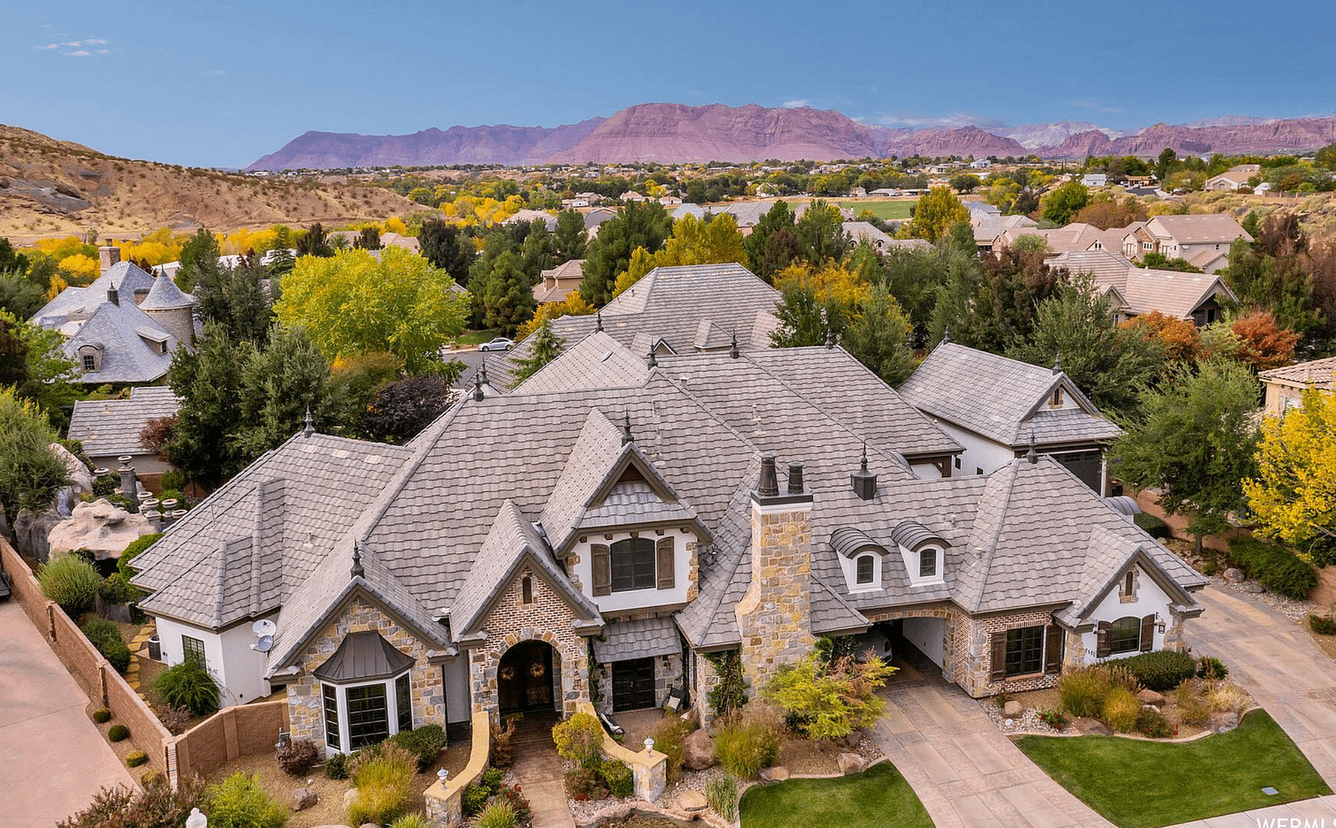 15,000 Square Foot Entertainer's Paradise In Santa Clara, Utah - Homes ...
