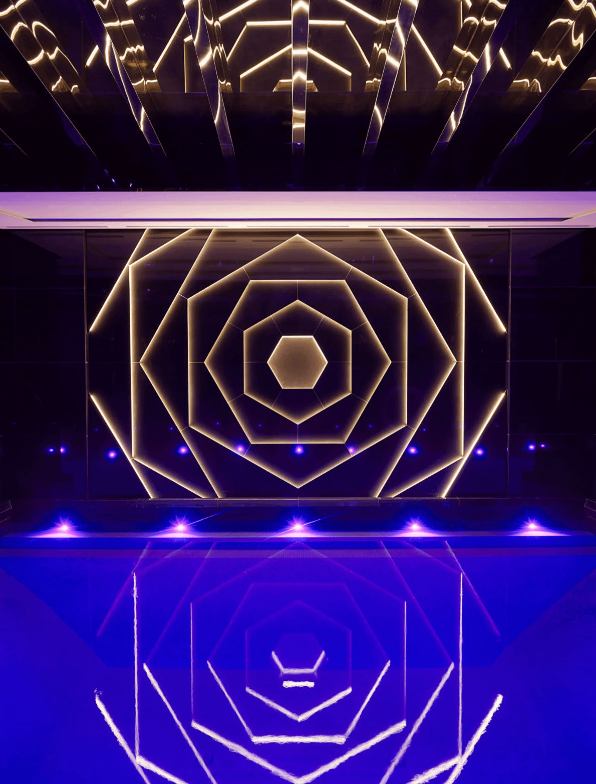 Inside Drake's 50,000 Square Foot Toronto Home (PHOTOS)