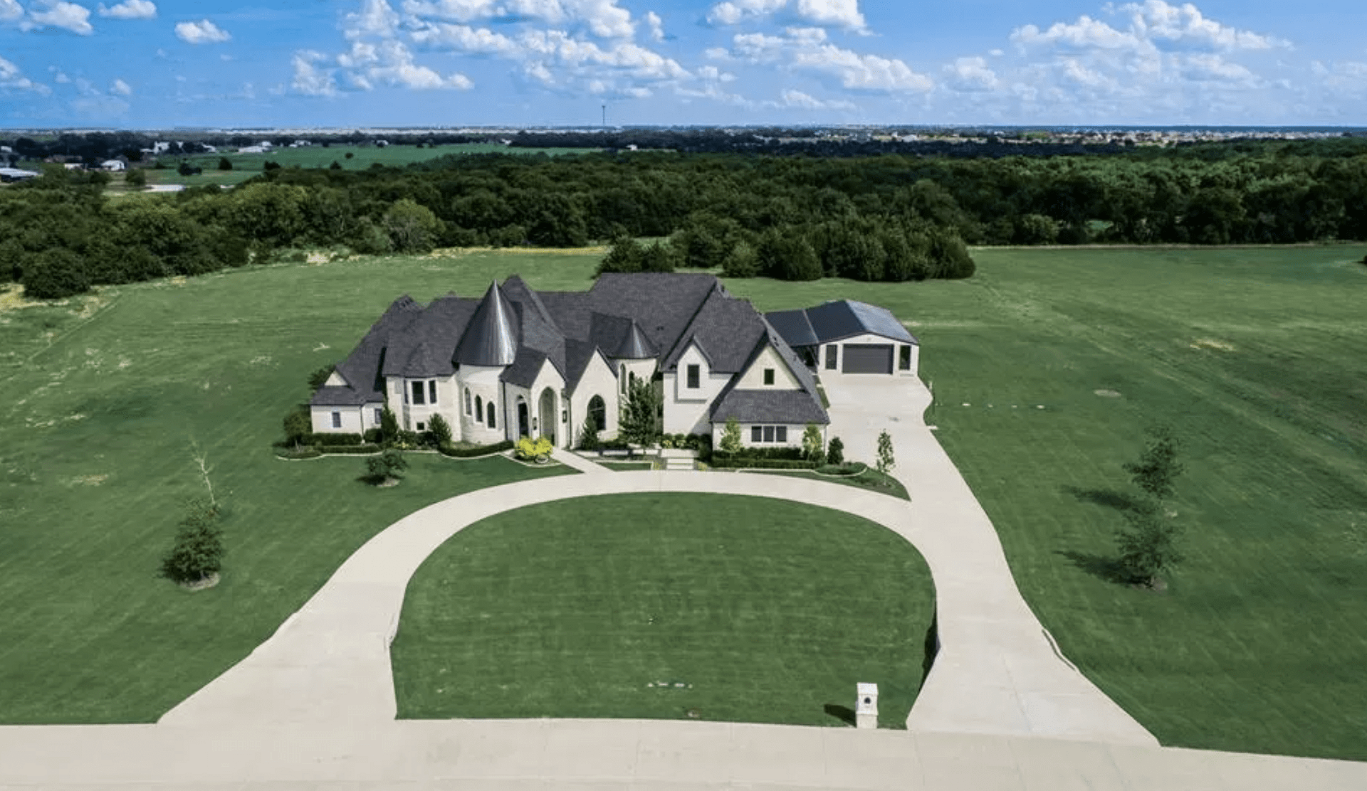 $3 Million Texas Home On 6 Acres With Large Detached Garage (PHOTOS ...