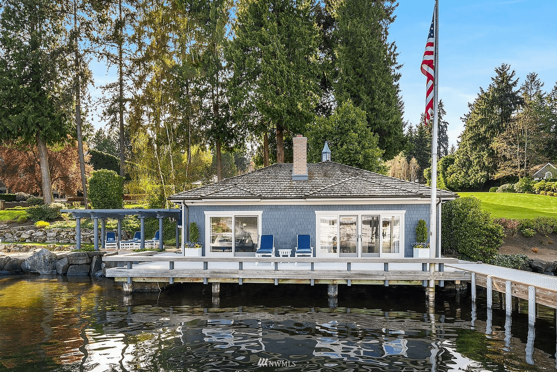 $70 Million Lakefront Estate In Hunts Point, Washington