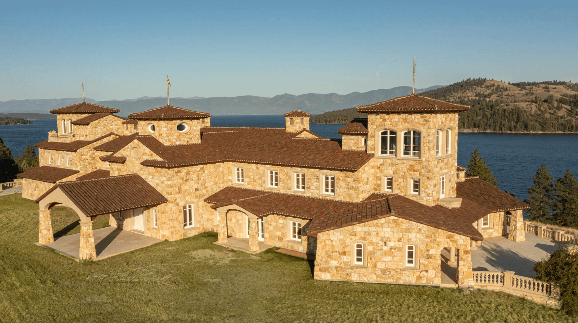 $72 Million Private Island With Unfinished Mansion (PHOTOS)