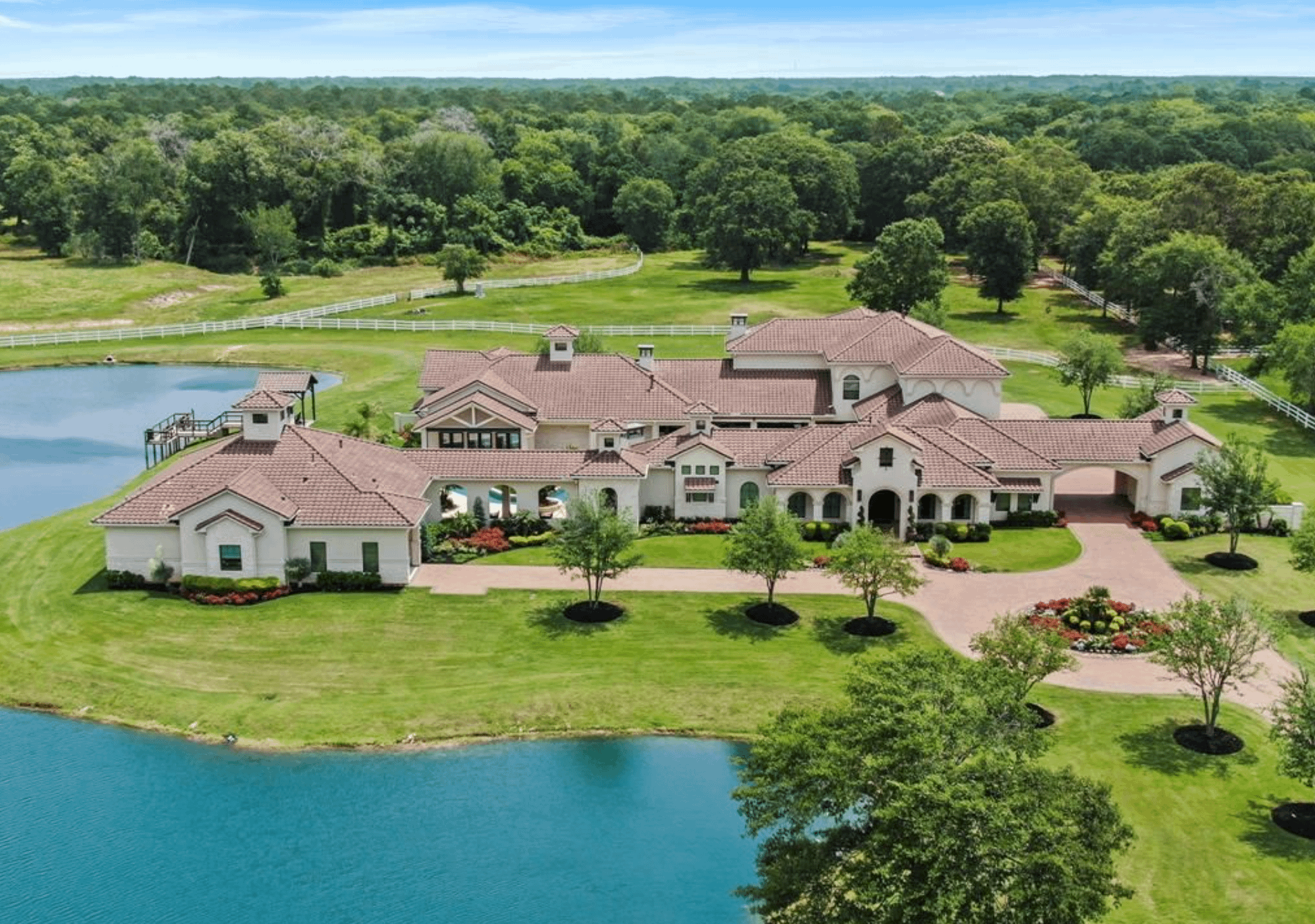 10 Acre Texas Estate With Indoor & Outdoor Pools (PHOTOS)