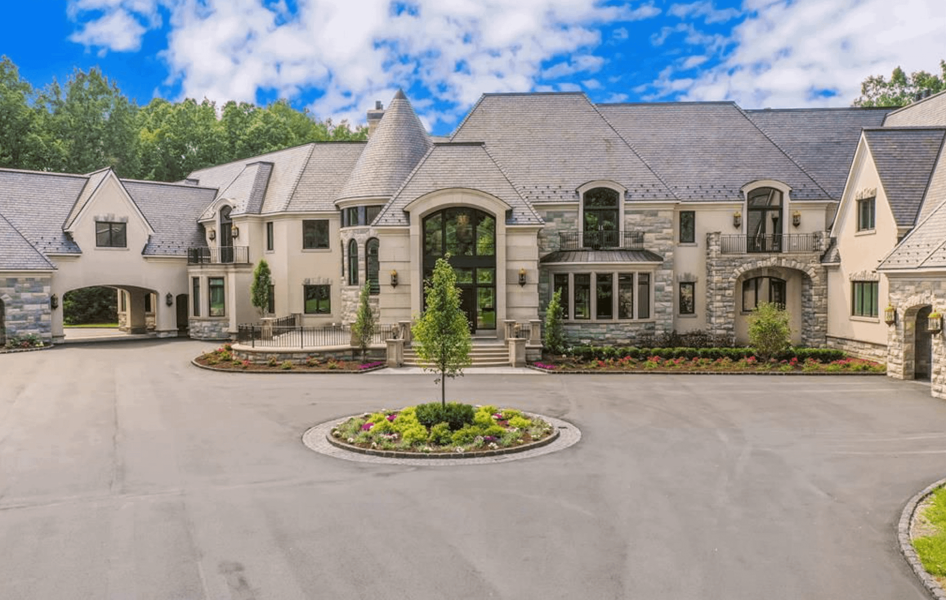 Michigan Mega Home With 15+ Car Garage And Indoor Pool