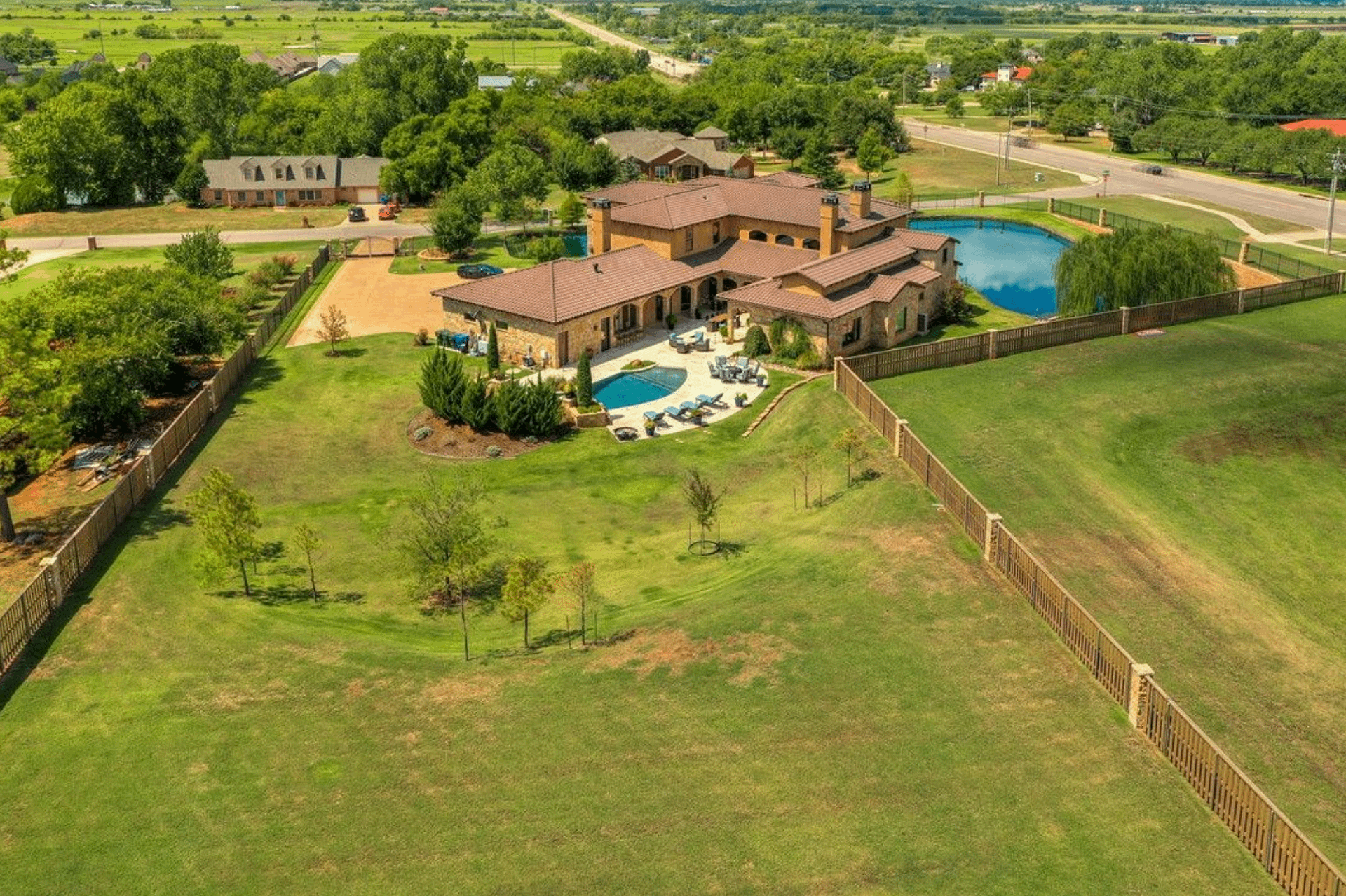 Oklahoma Home Comes With A Stocked Pond In The Front Yard
