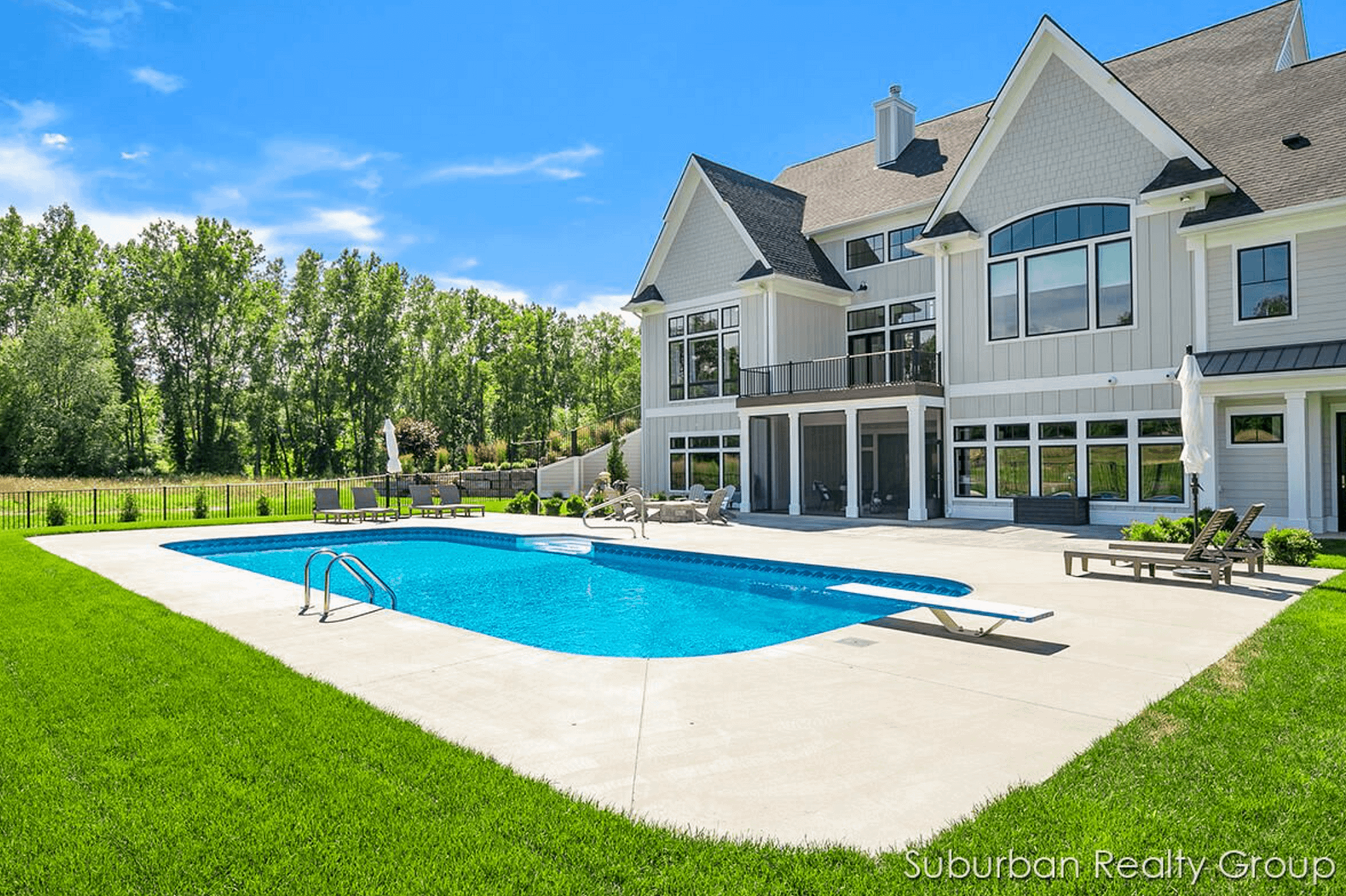 $2.7 Million Michigan Home On 12 Acres (PHOTOS)