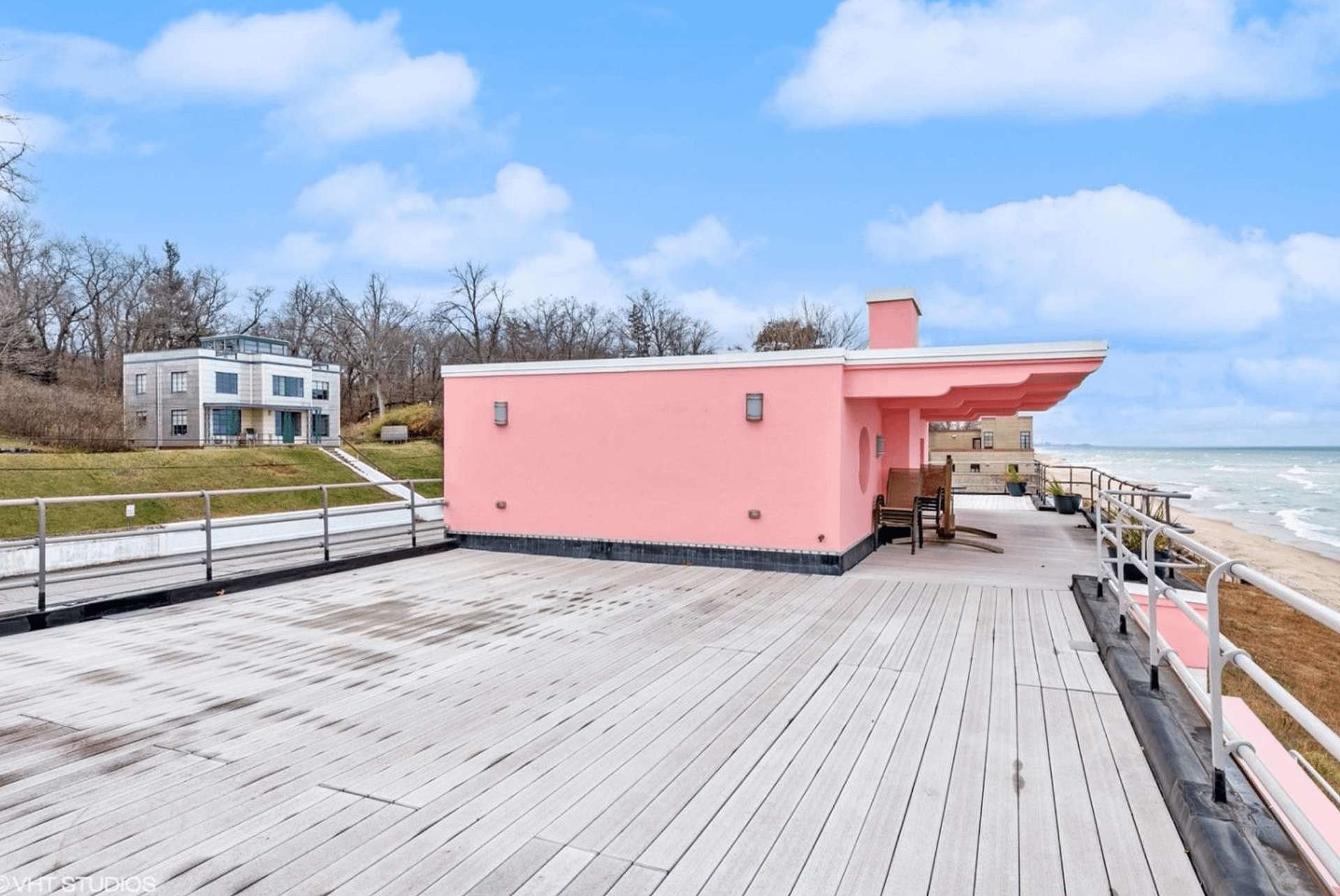 Historic Pink Beachfront Home In Indiana (PHOTOS)