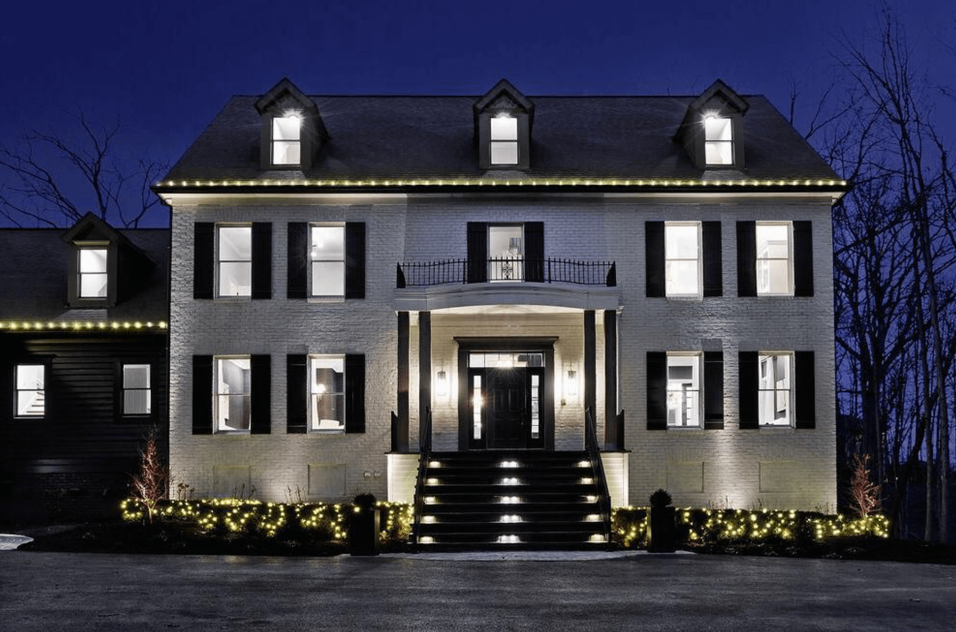 Gated Ohio Home With Indoor Pool (PHOTOS)