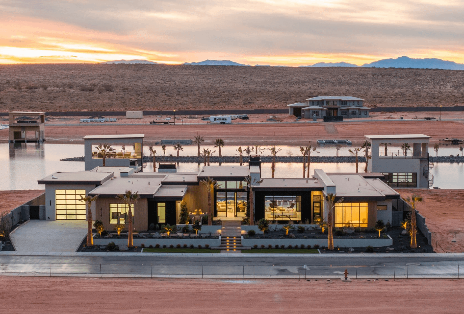 Modern Utah New Build With Boathouse (PHOTOS)