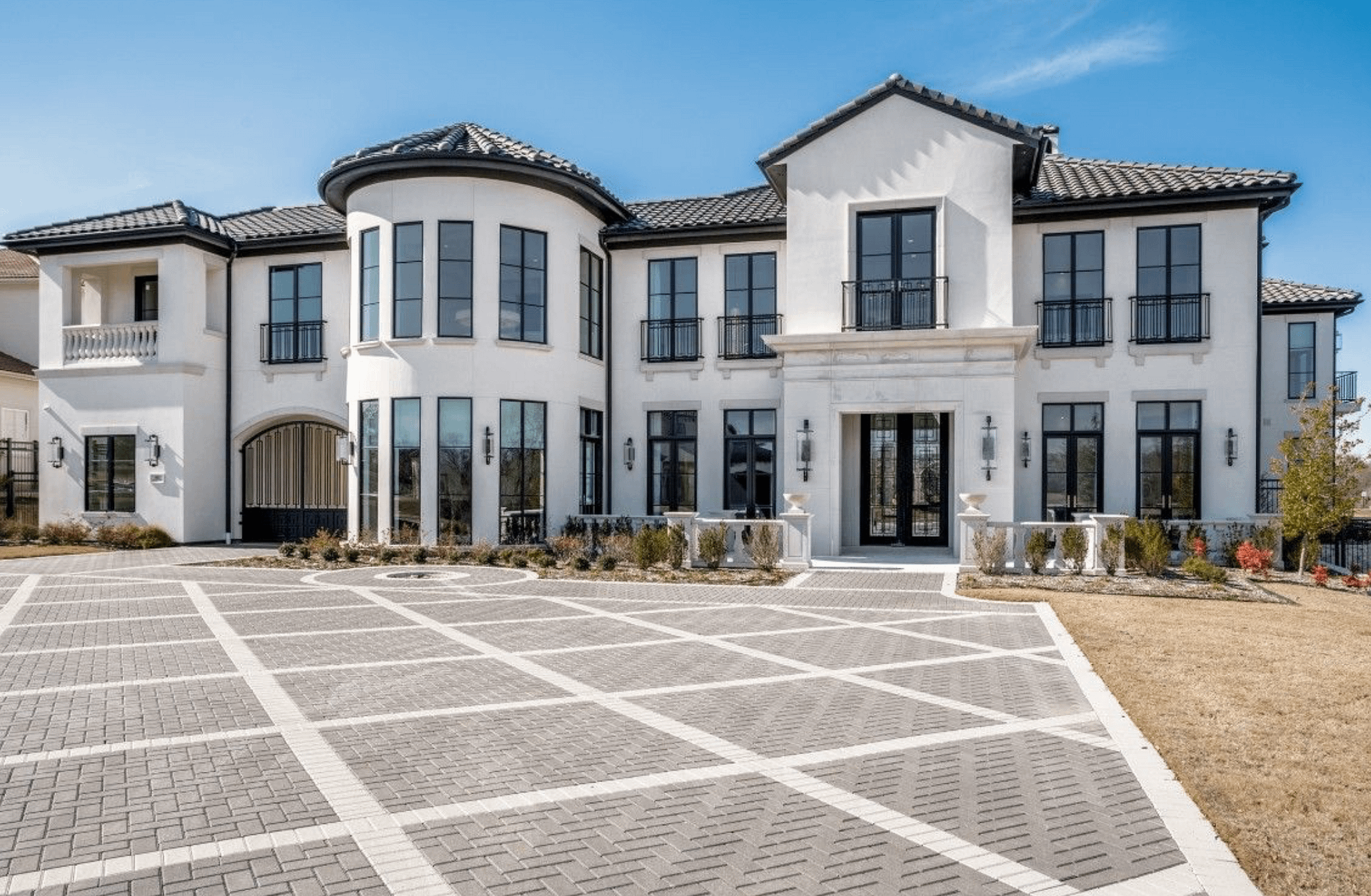 Texas Home With Swanky Interior Lists For $7 Million