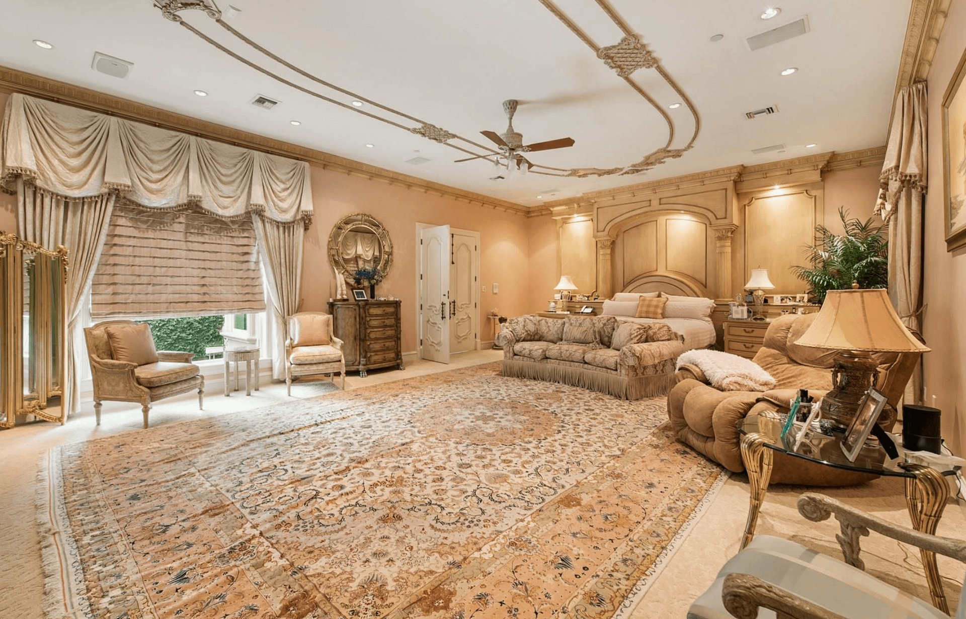 George Foreman's 29 Acre Texas Estate (PHOTOS)