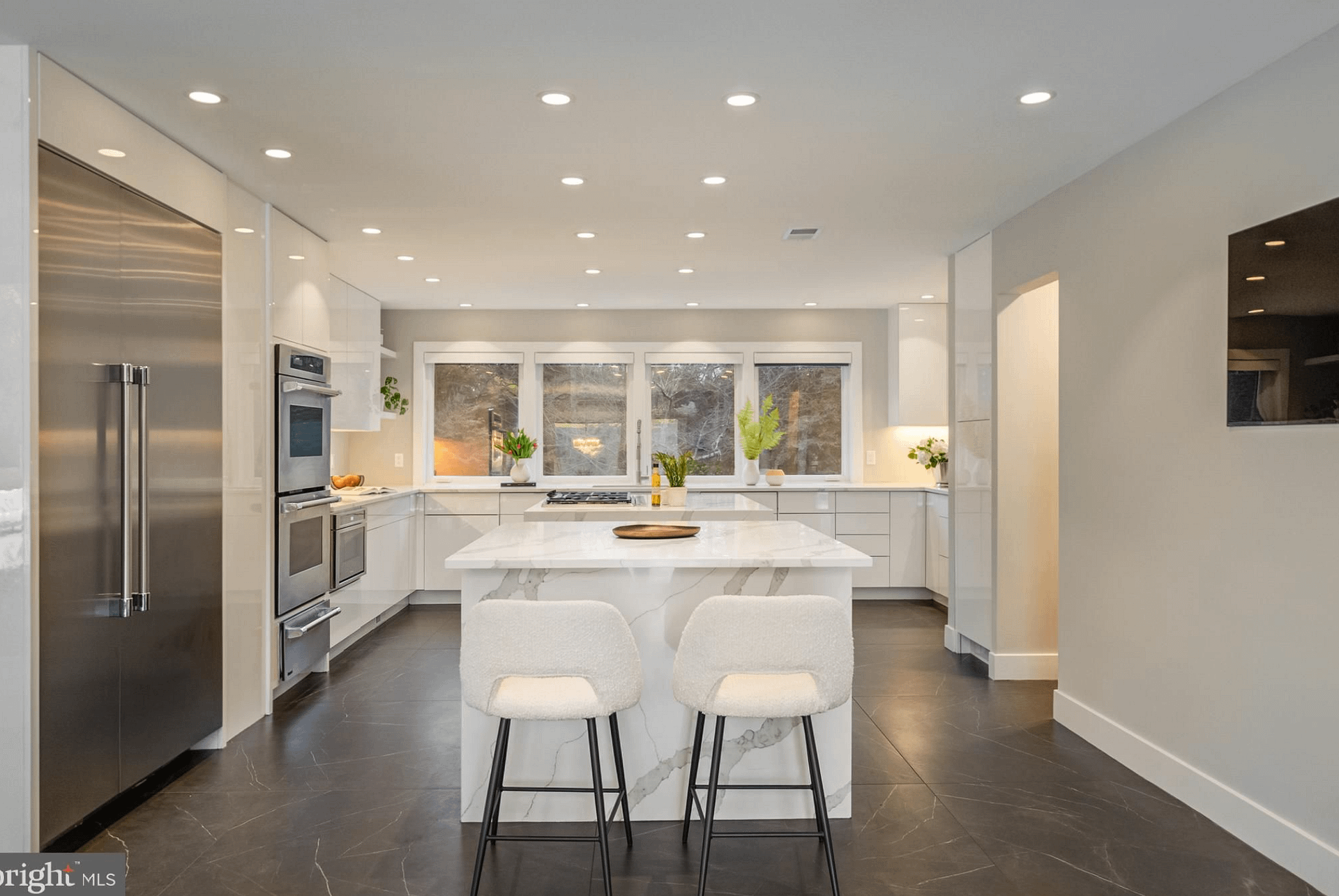 10k Square Foot Contemporary Home In Maryland (PHOTOS)