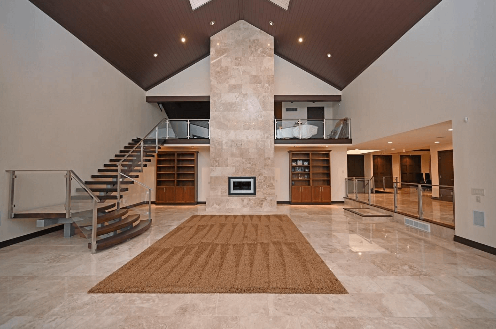 Ohio Home On 3 Acres With Indoor Pool (PHOTOS)