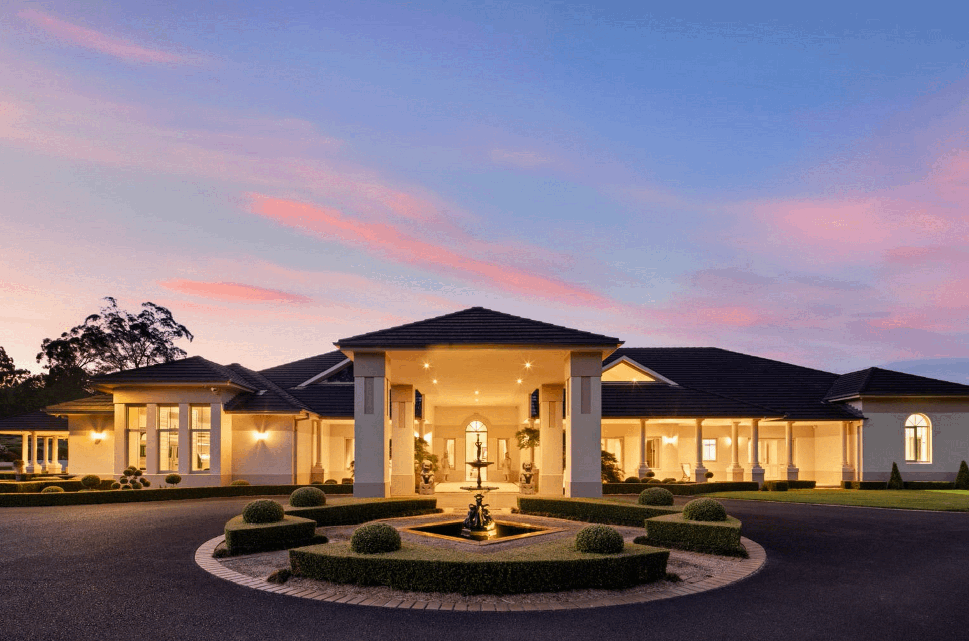 5 Acre Estate In Australia With Indoor Pool (PHOTOS)