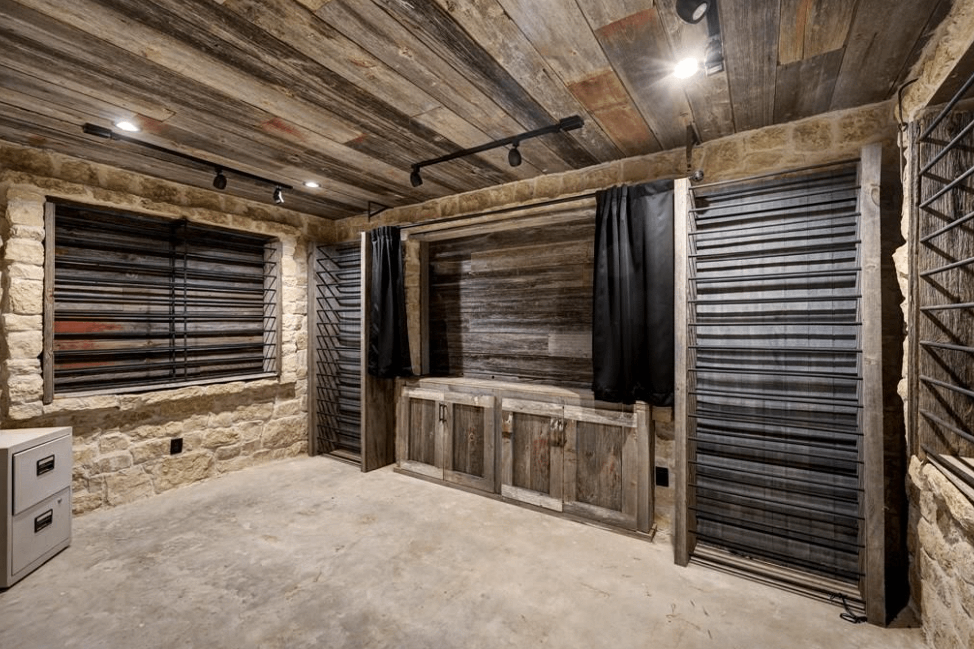 Texas Estate With An 1870's Jail Themed Wine Cellar (PHOTOS)