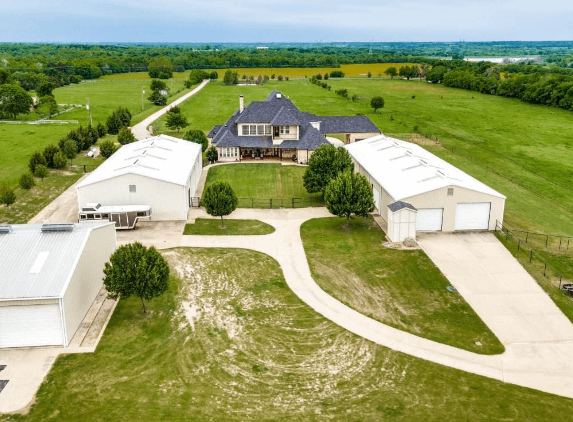 15-Acre Texas Estate With Barn, Two Storage Buildings & Pond