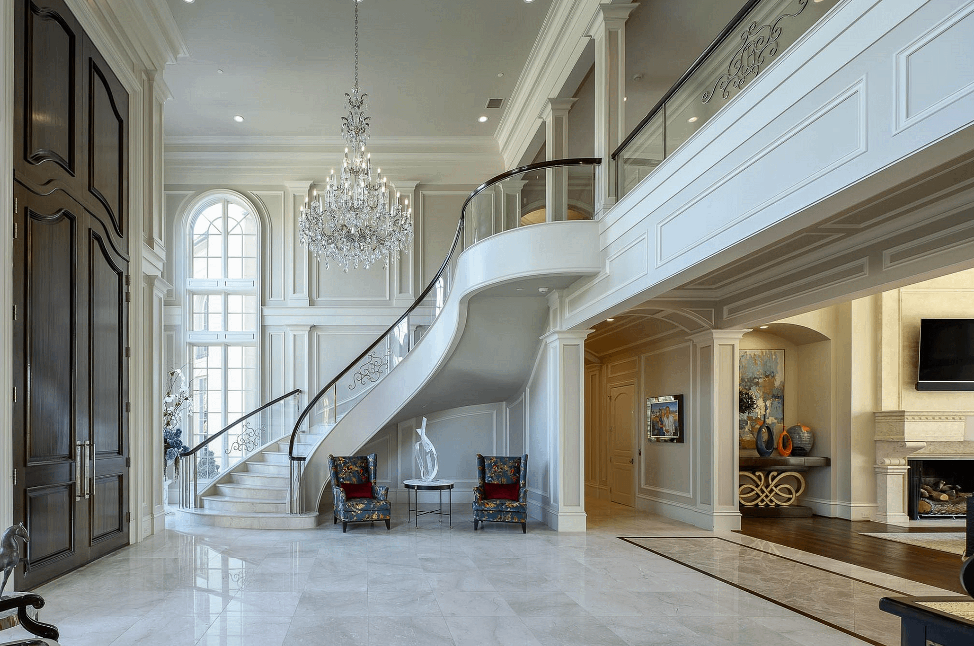 Stunning Limestone Home In Dallas, Texas (PHOTOS)