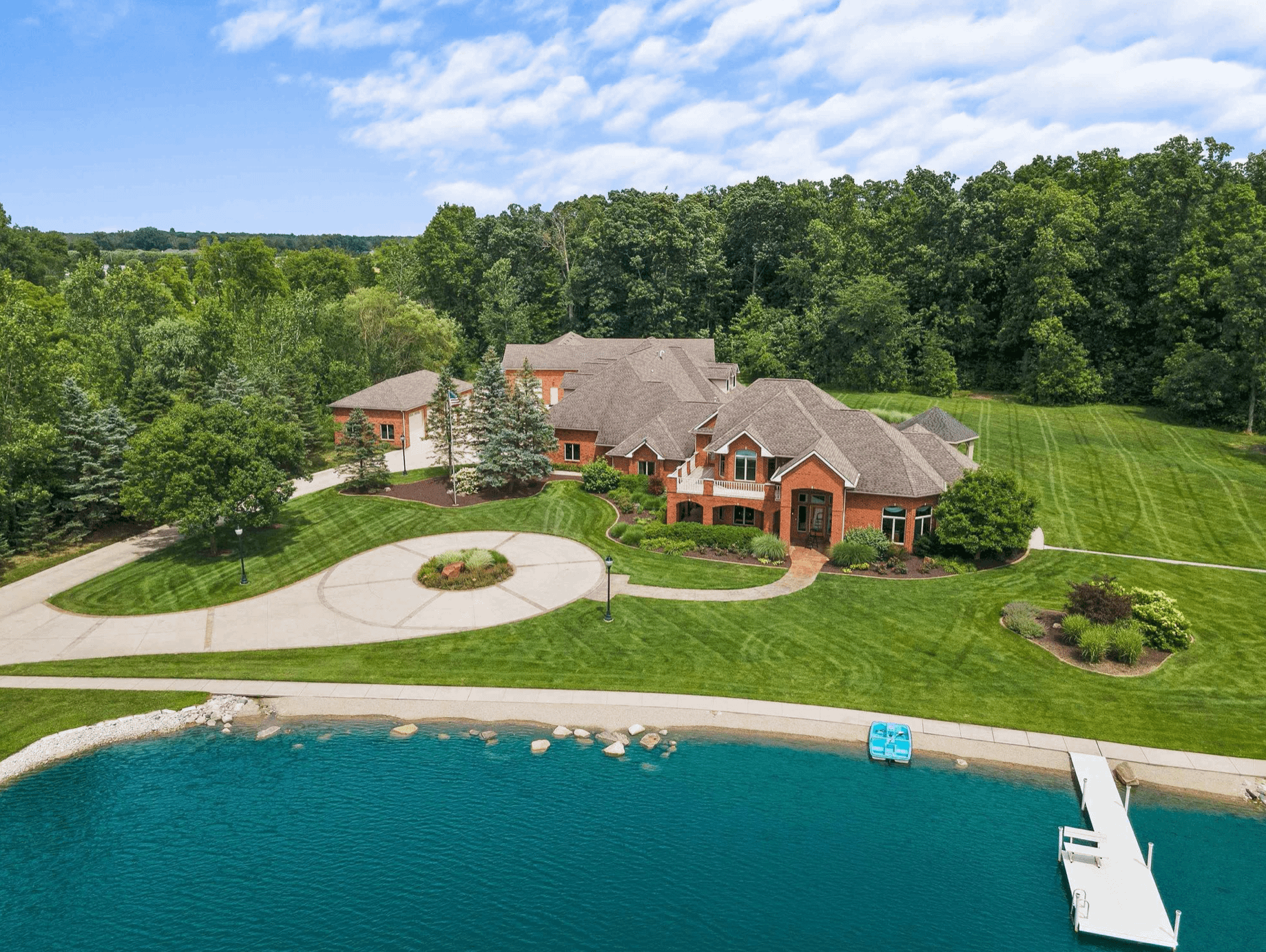 10 Acre Indiana Estate With Pond For Under $2 Million (PHOTOS)
