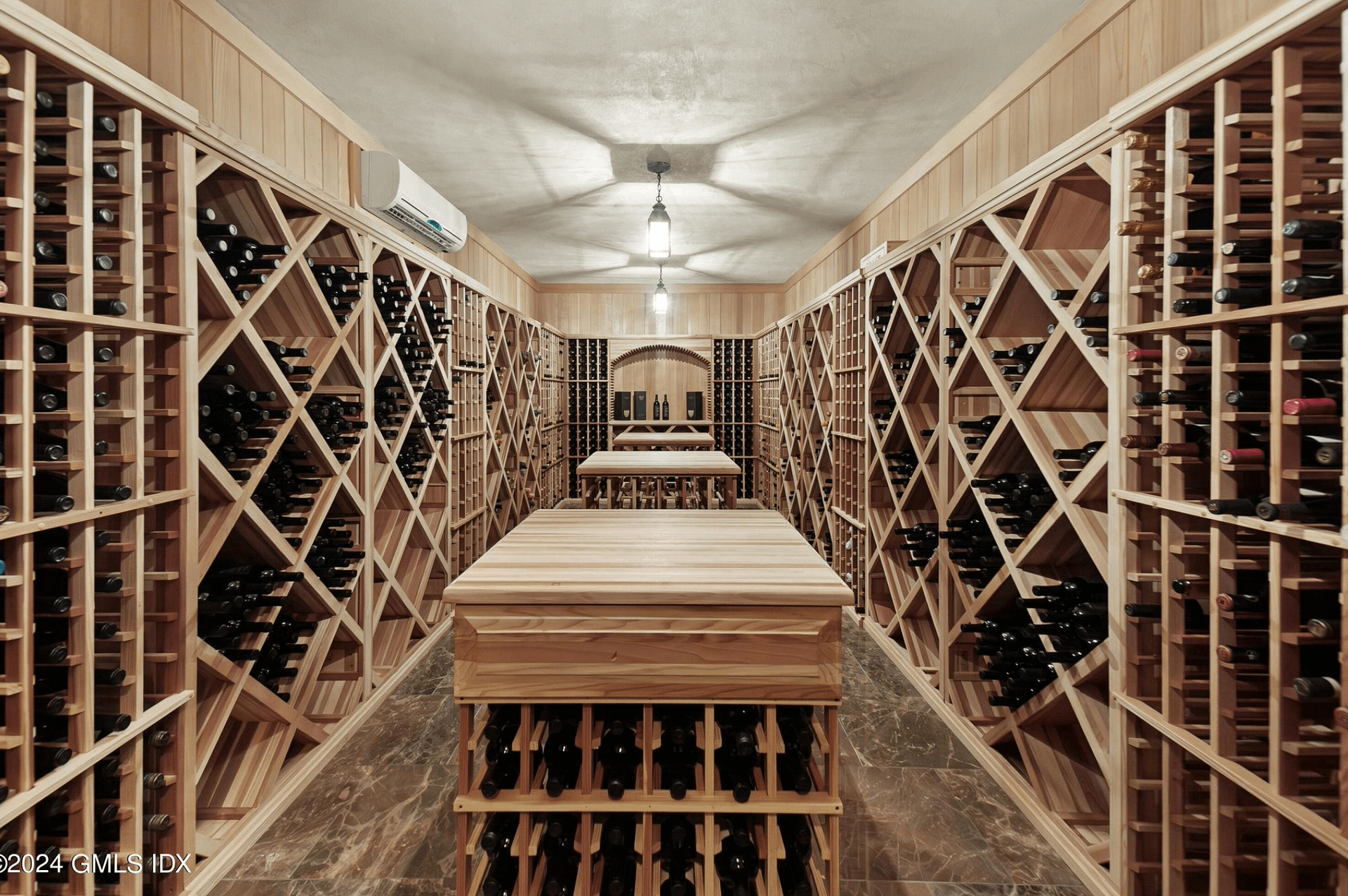 Georgian Colonial Beauty In Greenwich, Connecticut (PHOTOS)