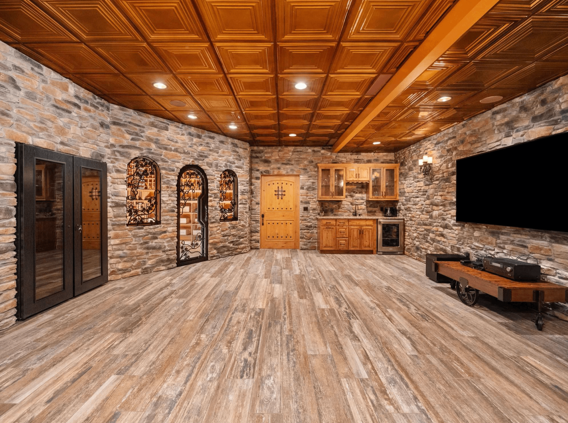 10 Acre Indiana Estate With Pond For Under $2 Million (PHOTOS)