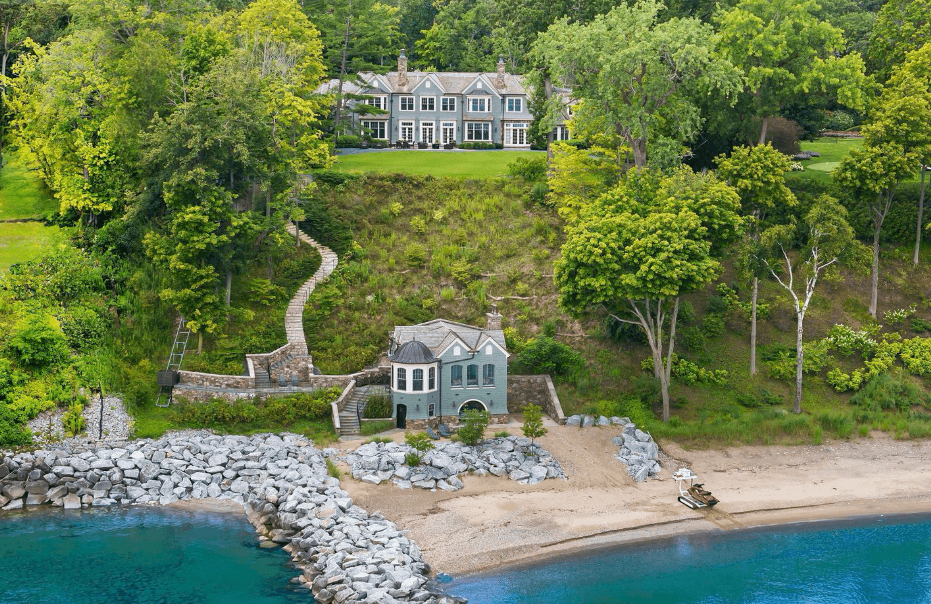 Lakefront Illinois Estate Comes With A Beach Cottage (PHOTOS)