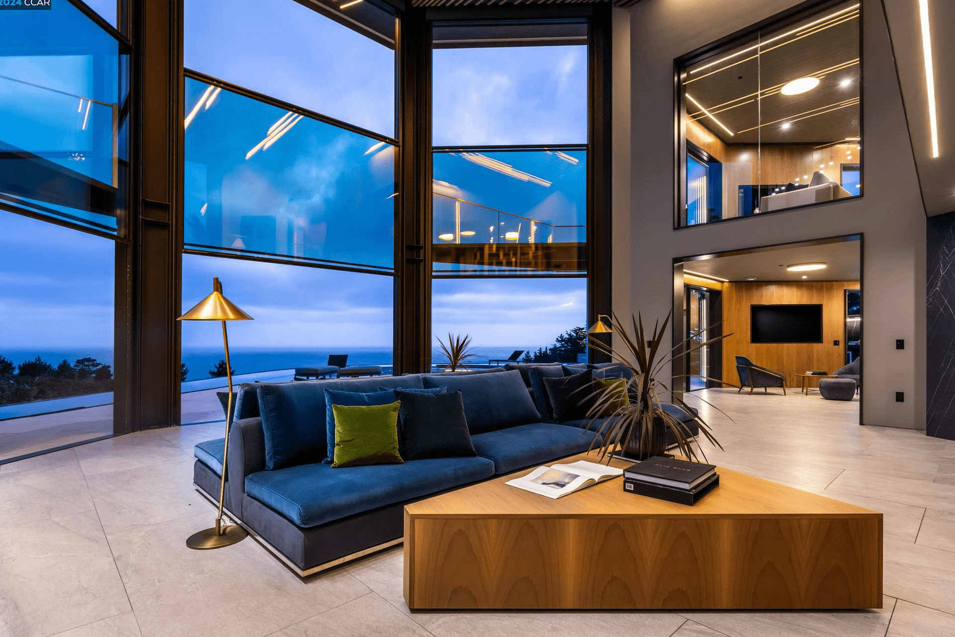Contemporary New Build In California Lists For $19.75 Million