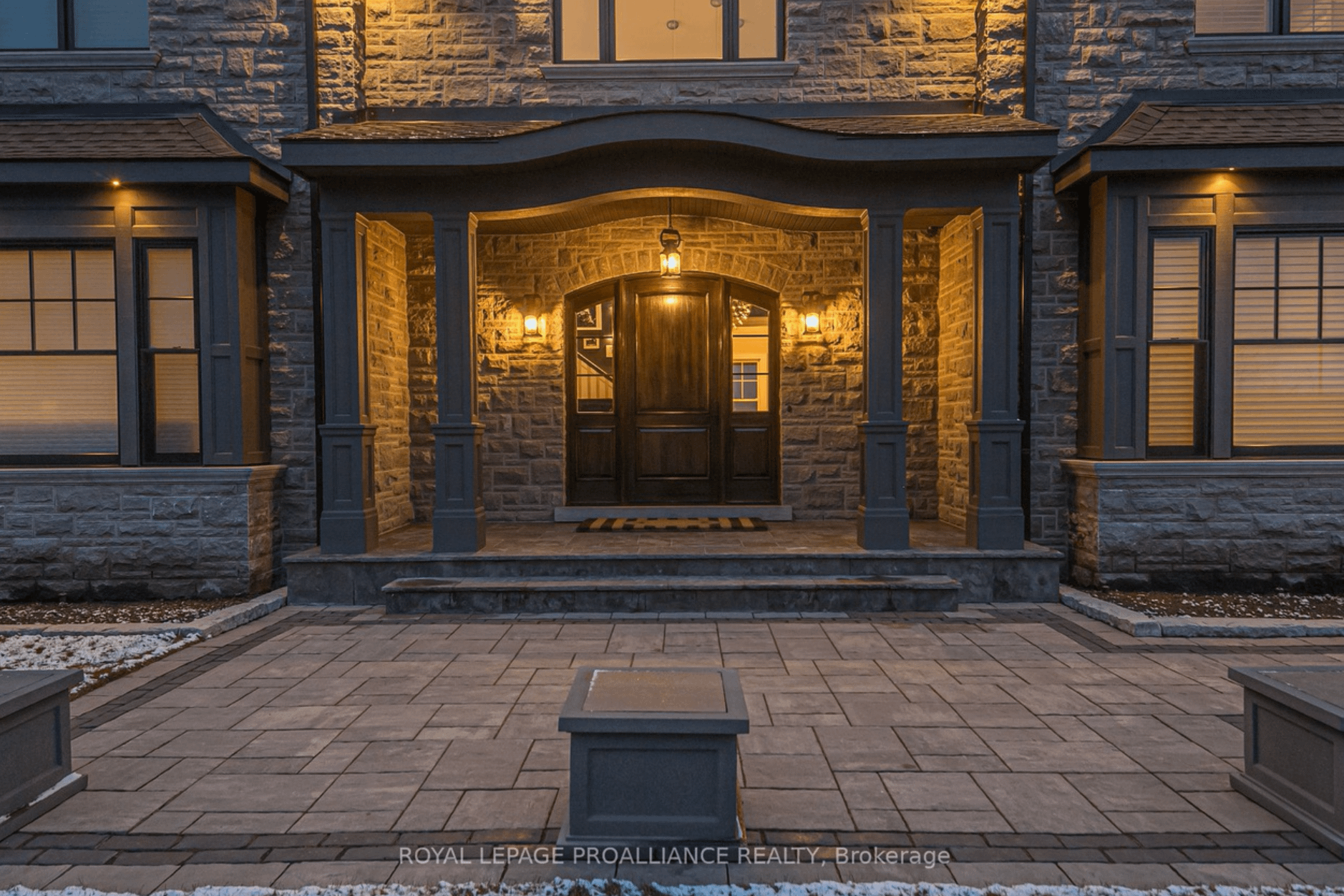 Waterfront Canada Home With Mini Indoor Hockey Rink (PHOTOS)