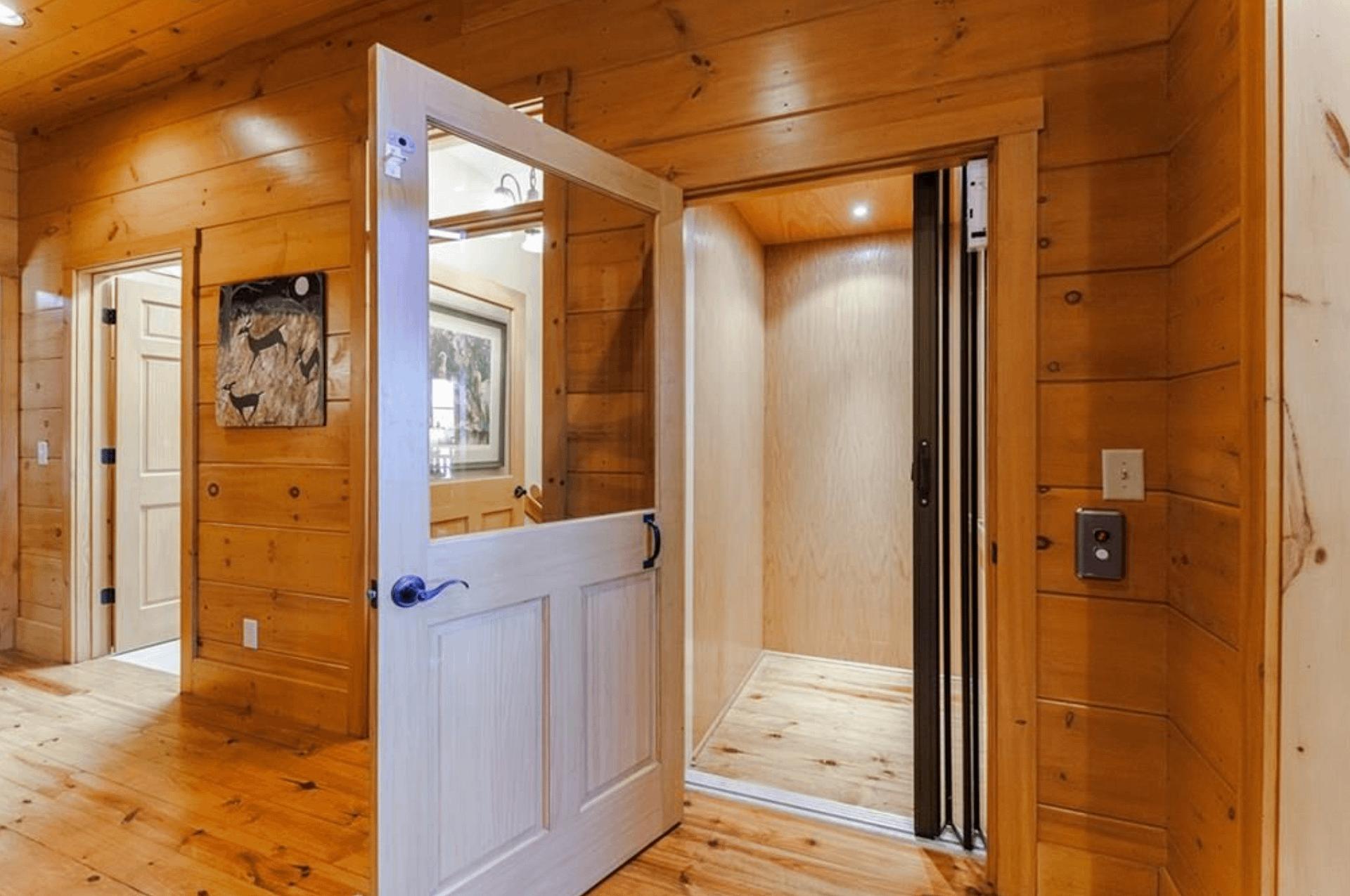 Lakefront Georgia Estate With Carriage House And Boathouse