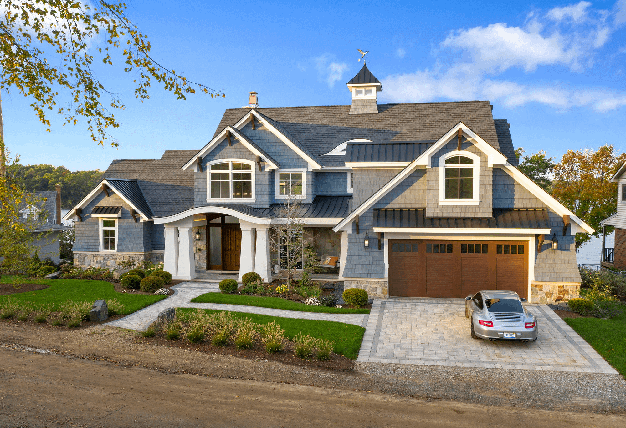 Stunning Lakefront Home By AZD Associates, Inc (PHOTOS + VIDEO) - Homes ...