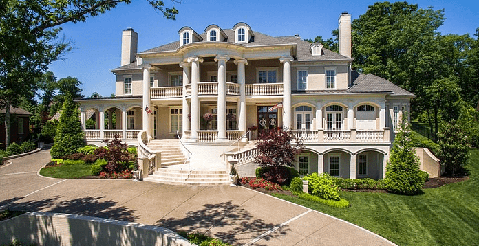 10,000 Square Foot Home In Brentwood, Tennessee - Homes of the Rich
