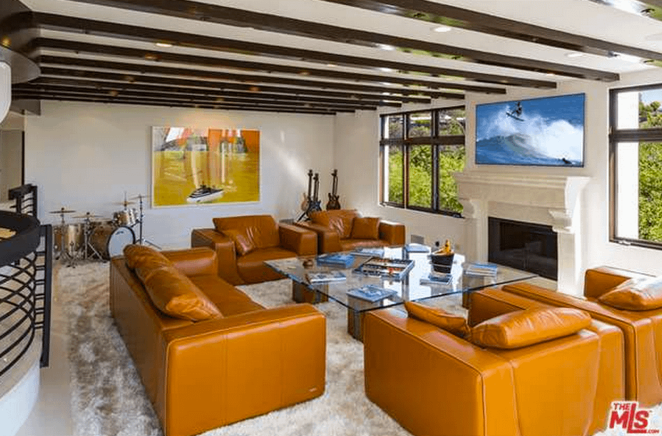 $24 Million Newly Listed Mediterranean Estate In Beverly Hills, CA ...