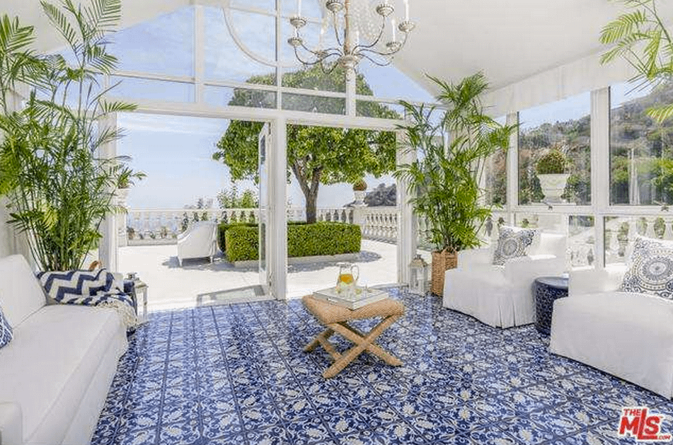 $15 Million Newly Listed Estate In Los Angeles, CA - Homes of the Rich