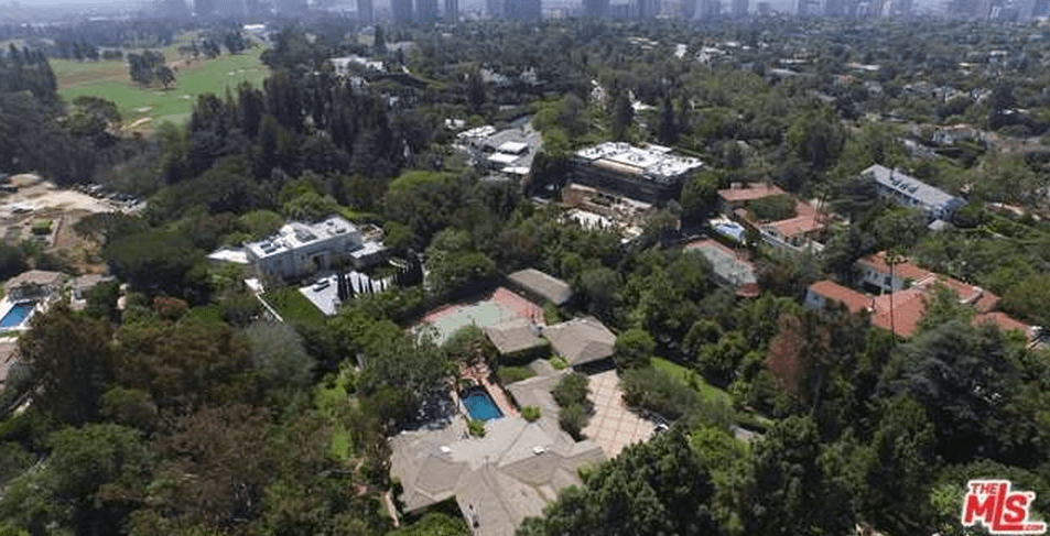 50,000 Square Foot Proposed Contemporary Mega Mansion In Los Angeles ...