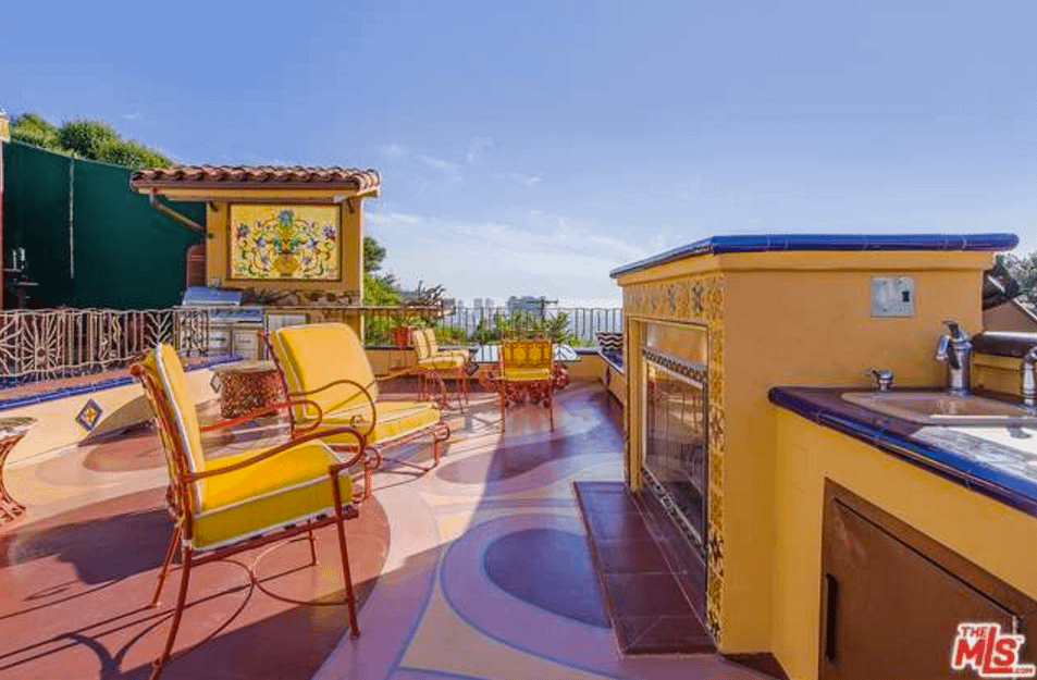 Villa de Sol - A Newly Built Mediterranean Home In Los Angeles, CA ...