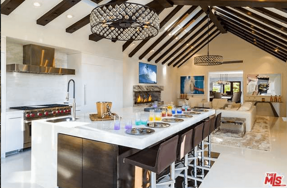 $24 Million Newly Listed Mediterranean Estate In Beverly Hills, CA ...