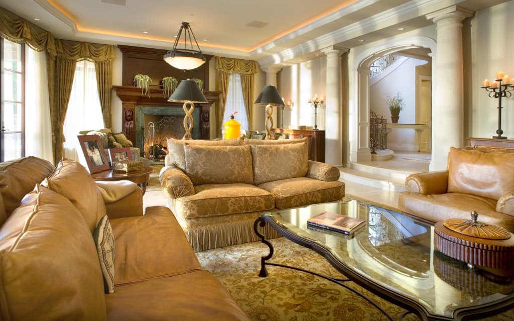 The Bellisima On Hunts Point - Homes of the Rich