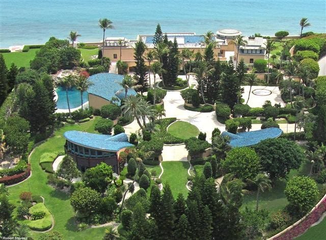 $38 Million Contemporary Compound In Palm Beach, FL - Homes of the Rich