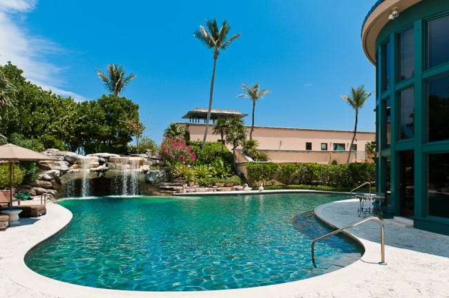 $38 Million Contemporary Compound In Palm Beach, FL - Homes of the Rich