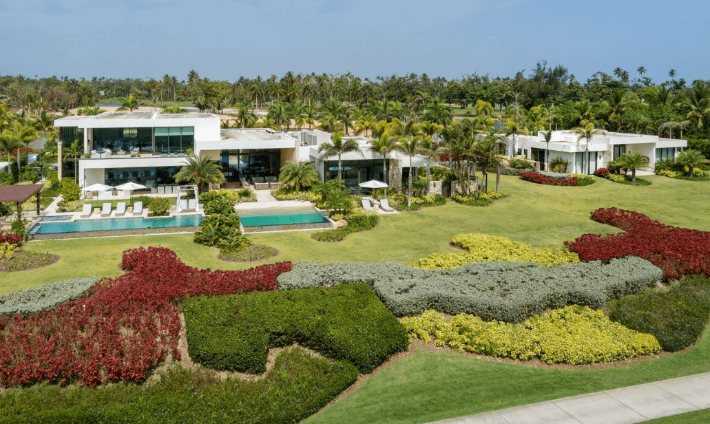 Amazing Oceanfront Estate In Puerto Rico - Homes of the Rich