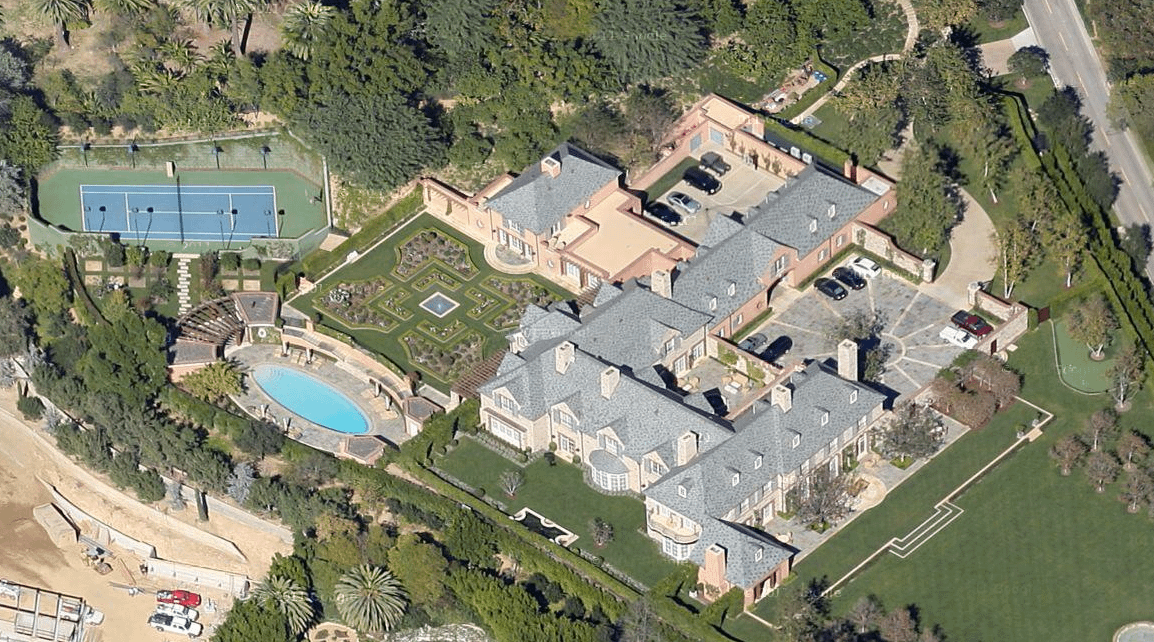 50,000 Square Foot Mega Mansion Designed By Robert A.M. Stern - Homes ...