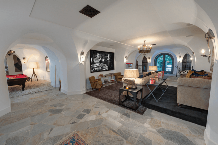 Villa Andalusia - A 1931 Mediterranean Mansion In Los Angeles, CA ...