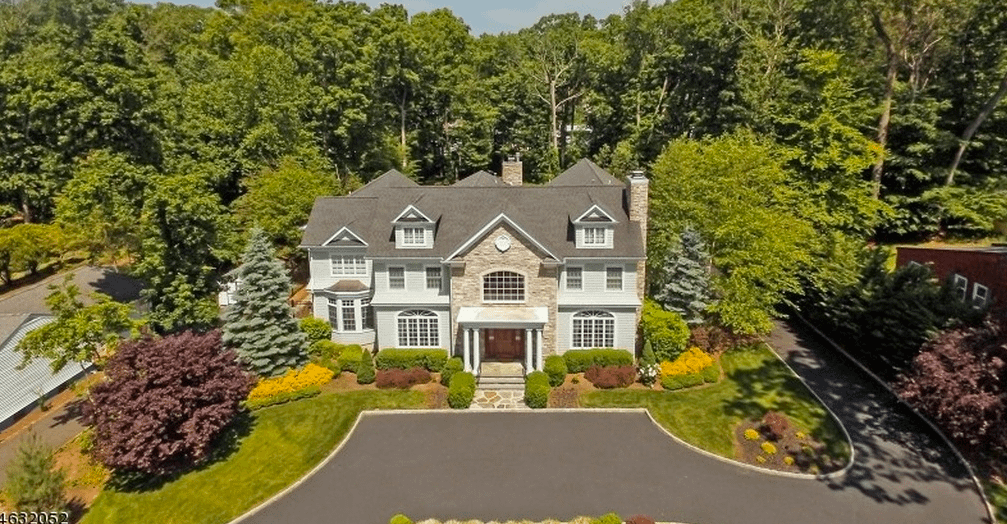 $2.25 Million Colonial Mansion In Florham Park, NJ - Homes of the Rich